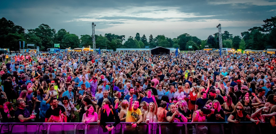Mojo Pit Barrier Hire | Crowd Control Fences | Event Services | UK